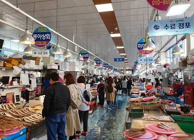 삼천포용궁수산시장 2023년 경남대표 관광시장 선정