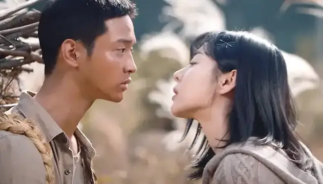 8년 전 아이유 안티팬으로 출연했던 여배우의 최근 모습 뉴스에이드