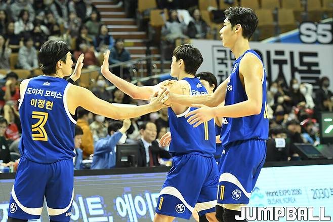뒷북stat ‘3경기 남기고 38패 삼성 Kbl 최초 불명예 기록 위기