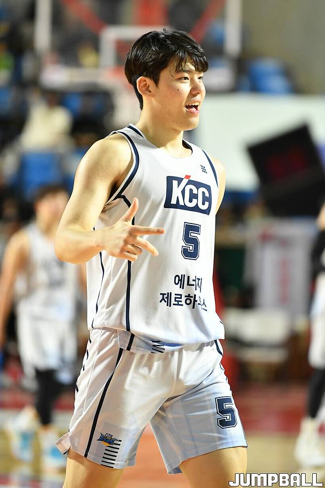 4Q 클러치 득점 → 연장전 2실책, 천당과 지옥 오간 KCC 김동현