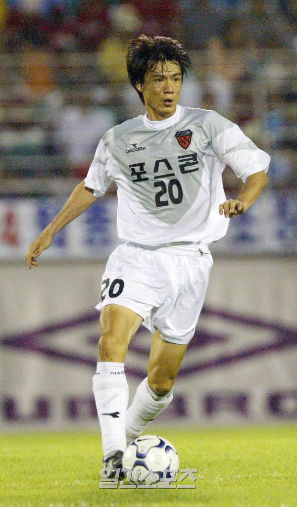 프로축구 40년 베스트11 ⑧ 최고의 리베로 홍명보 작은 체구 돌파구로 다른 선수와 차별화