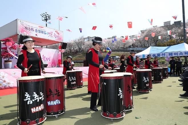 성동구 송정마을‧금호산 벚꽃축제 열립니다”
