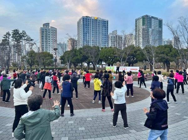 부산시설공단 부산시민공원 ‘열린 여가 문화교실 운영