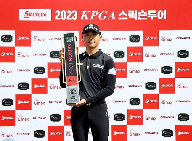 ‘장유빈 다음 조우영’ KPGA 스릭슨투어 최초 아마추어 연속 우승