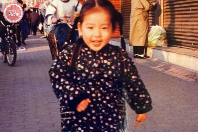 어렸을 때 사진 한 장으로 모태미녀 입증한 배우의 현재 모습 뉴스에이드