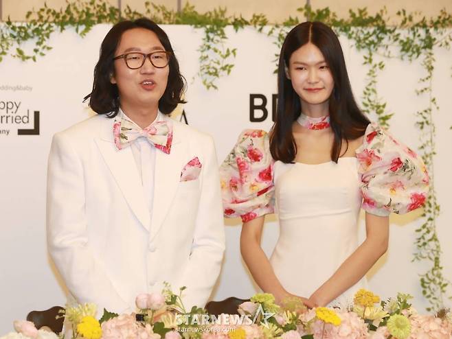 Kim Kyung Jin , Why Do You Avoid Pregnancy with Phone