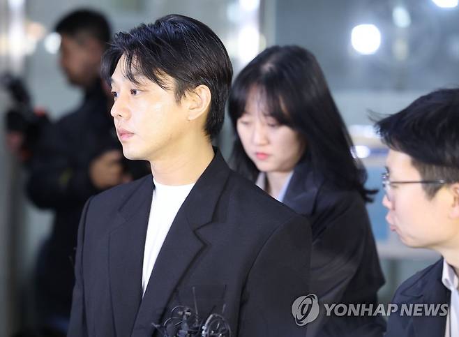 유아인 마약류 졸피뎀 투약 혐의 포착