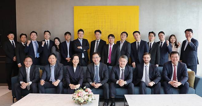법무법인 율촌 합병급 인재영입 강력해진 맨파워 변화하는 노동제도 발빠른 대처