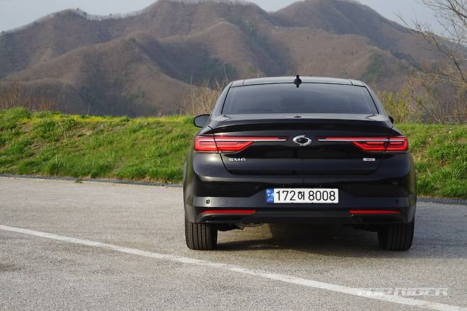 [시승기] SM6 TCe 300 인스파이어, 알핀 감성 스포츠세단 | 탑라이더