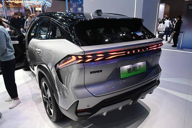 [상하이 오토쇼 2023] 지리, 고급 전동화 모델 '갤럭시 L7' 공개