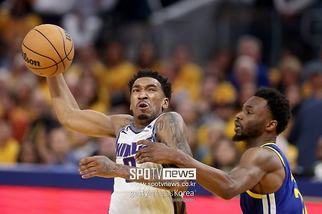 팍스·몽크 54점 새크라멘토 커리 29점 Gsw 제압7차전 간다