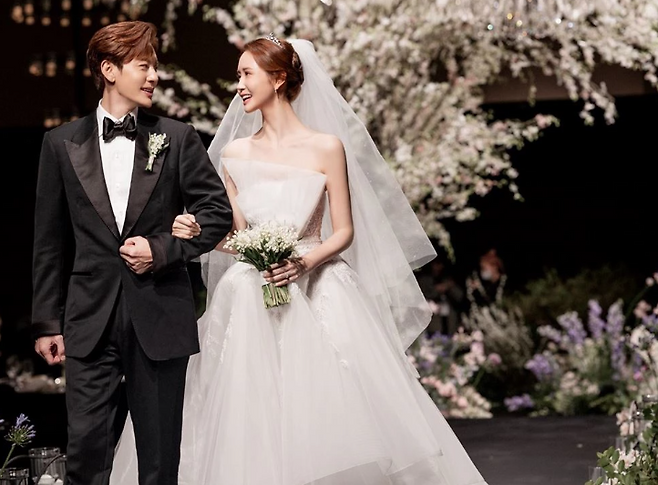 이다해♥︎세븐고화질 웨딩 사진본식 드레스는김연아손예진도 픽한 명품드레스 어썸클