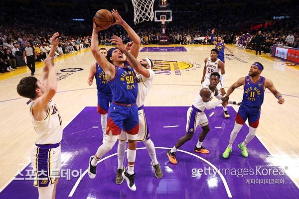 Nba 덴버 레이커스에 3연승챔피언결정전까지 1승 남겨