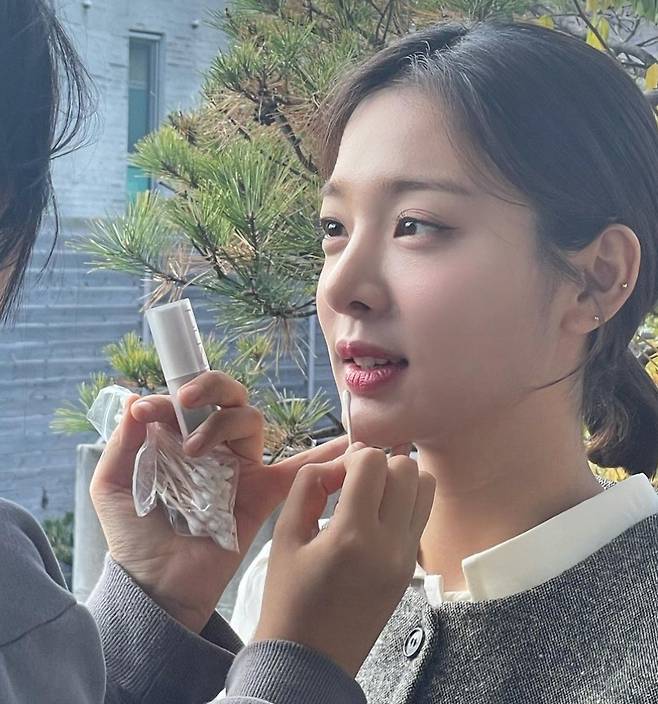 원래 아이돌 연습생이었는데 배우로 데뷔하고 대박난 여신 배우 키노라이츠
