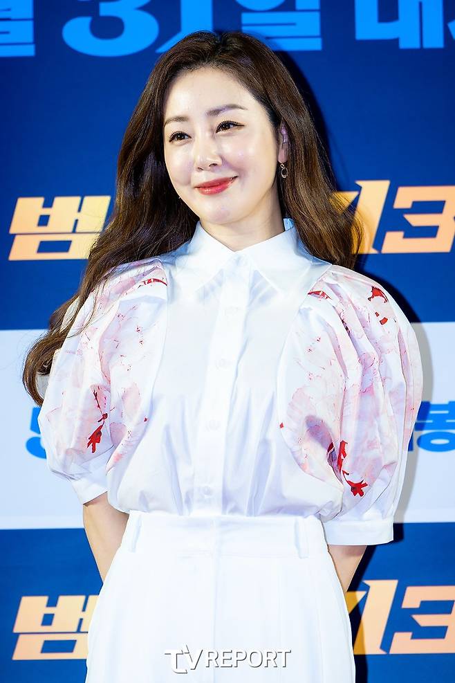 T포토 오나라 나이 잊은 단아함