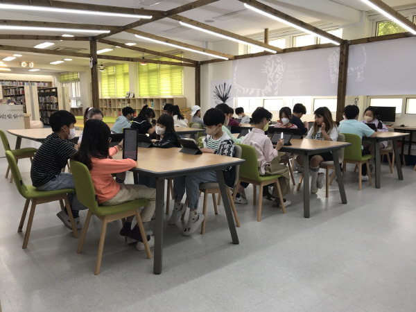 사서교사 없는 학교도서관 교육은 공염불