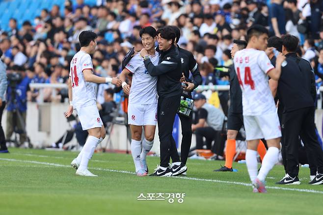8경기 만에 승리한 광주 연습 때 60도 안 나와요” 자신감 강조한 이정효 감독