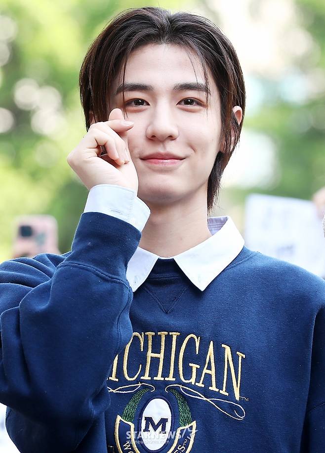 보이넥스트도어 이한 귀공자 외모 ★포토