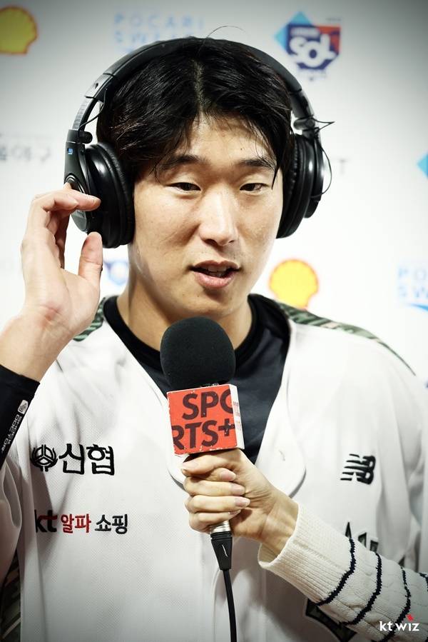 데뷔 첫 끝내기→데뷔 첫 4안타 Kt와 잘 맞는 궁합…롯데서 온 28세 대졸 내야수 트레이드 성공작 되나