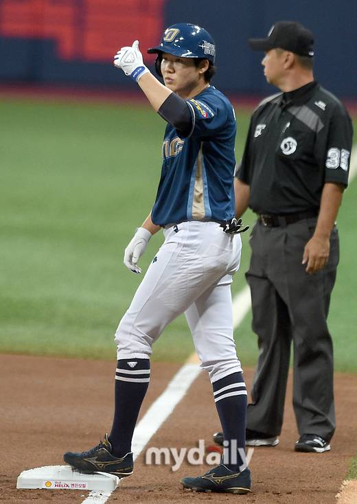 박건우에겐 없는데 박민우에겐 있다…KBO 161승 레전드 극찬 ‘공룡군단이 가야 할 길’[MD고척]