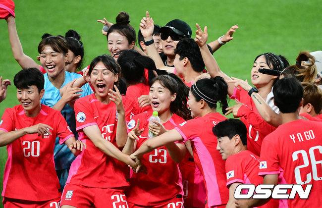 힙한 그라운드 “제대로 즐겼다” 이제는 월드컵을 향해 ‘고강도’[지형준의 Behind]