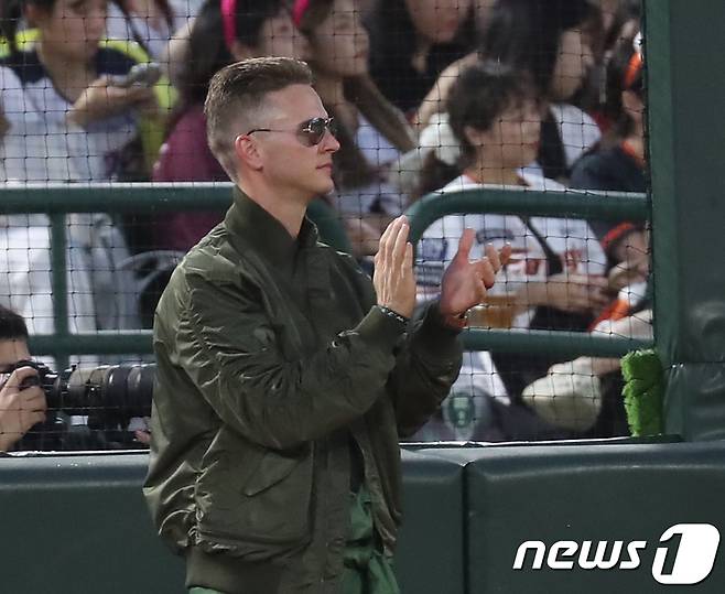 상은 못 받았지만퍼포먼스외야 수비안타까지 모두 보여준 뷰캐넌