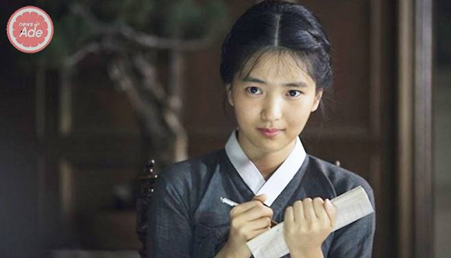 김연아 아이스쇼에서 핸드폰 홍보하던 알바생의 현재 뉴스에이드