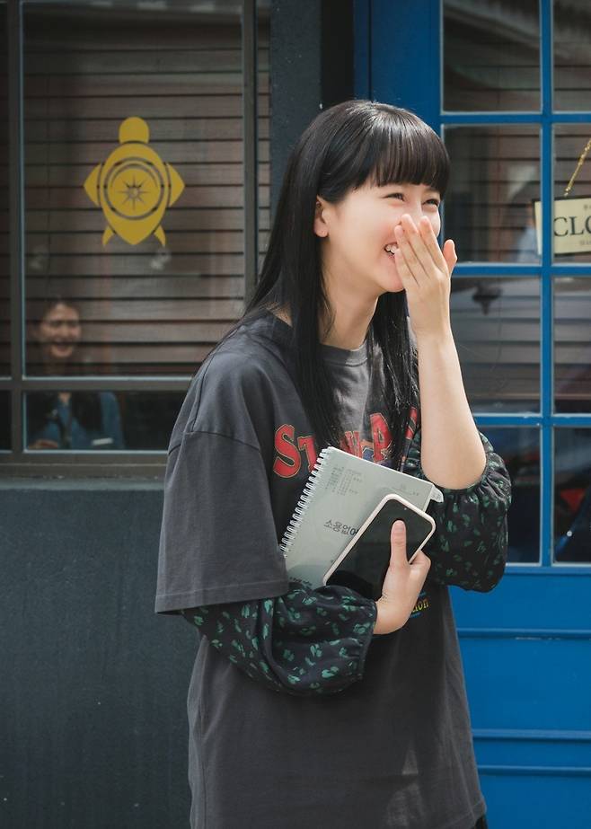 김소현♥황민현 열애설 날 것 같은 B컷 케미→현장 웃음꽃 소용없어 거짓말