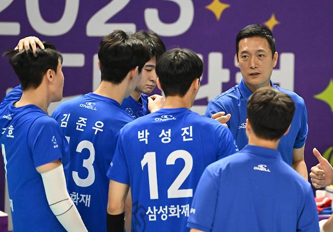 김상우 감독의 김정호 향한 신뢰 축이 돼야 할 선수 잘할 거라 믿는다” 현장인터뷰