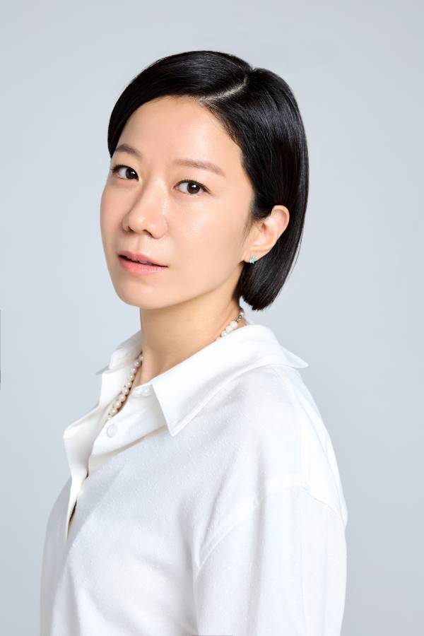 수영복 신 찍느라 담 걸려”‘남남 전혜진의 낯선 러블리함 Is인터뷰