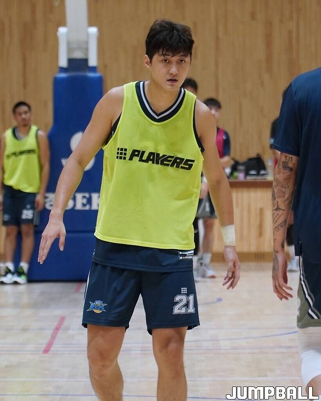 허웅 부재 Kcc 중국 선전에 20점 차 패배···구기자컵 1승 2패 마침표
