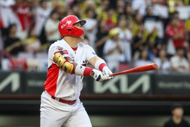 “KBO 대표 리빙 레전드” KIA 40세 타격장인 향한 한 남자 리스펙트…말이 필요 없다[MD광주]
