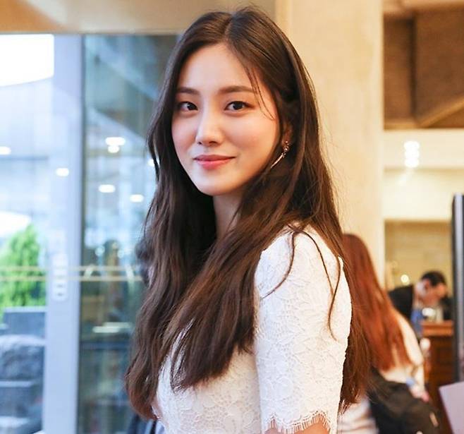 세계인을 열광시킨 너무 예쁜 화제의 한국인 나레이터 모델 필더무비