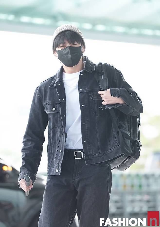 방탄소년단 정국 뉴욕 출국길 가을 멋남 패션 데님 온 데님 패션엔