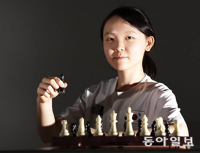 암기력 끈기 탁월 항저우 체스판 뒤흔들 무서운 초등생