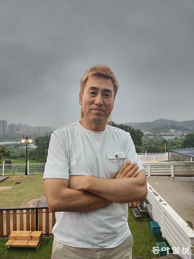 술 안 마시는 ‘706경기 레전드 김병지가 와인 100병을 모은 이유는 이헌재의 인생홈런