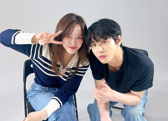 Jyp 연습생 포기했더니 글로벌 스타로 성공한 남자 배우 스포엔 뉴세이