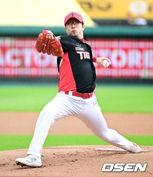 박찬호 부상 나비효과? ‘유격수 실책→5실점 와르르’ 양현종, 9년 연속 10승 도전 사실상 좌절 [오!쎈 수원]