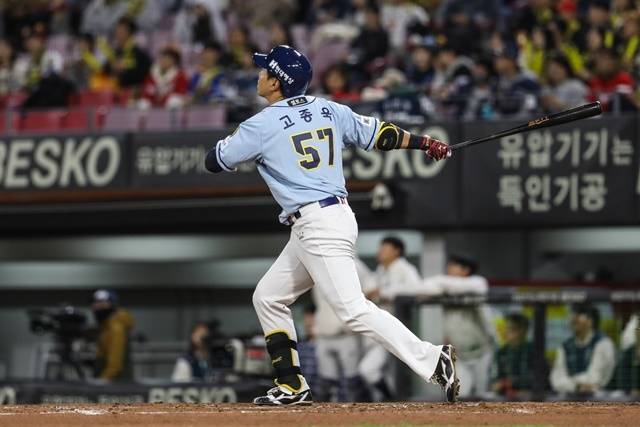 ‘양현종 KBO최초 9시즌 연속 170이닝+김도영·고종욱 펄펄’ KIA, 정규리그 최종전 완승으로 ‘유종의 미’…NC는 4위 확정 [MK광주]