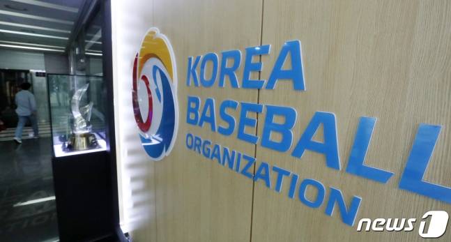 [공식발표] KBO 42년 역사상 최초 '한국식 골드글러브' 후보 발표... 대망의 첫 수비상 주인공은 누구?