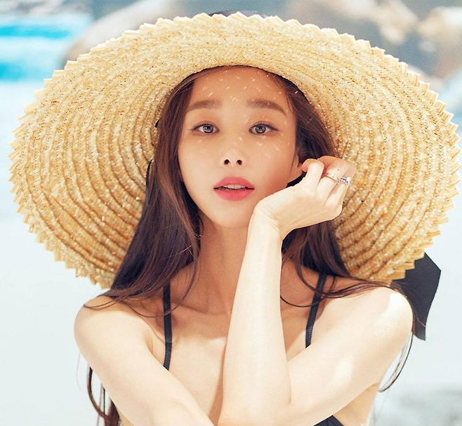 11살 연하남과 결혼하자 마자 고무신 된 사연 삶은영화