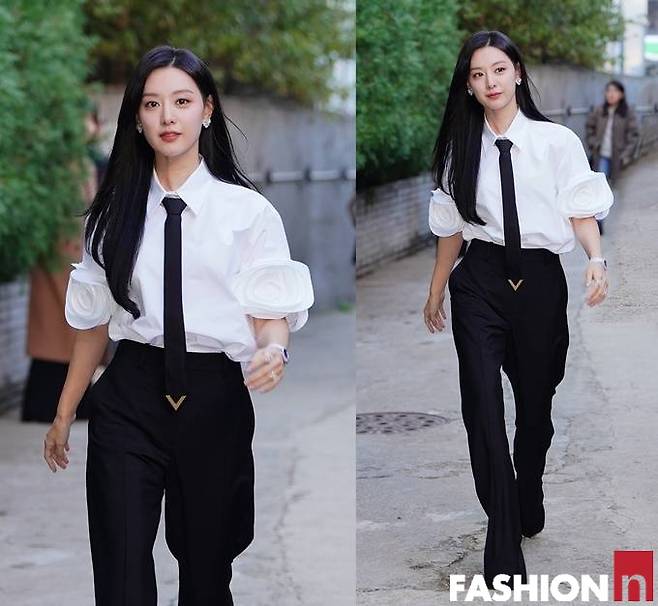 김지원 셔츠에 꽃이 피었네 시크한 셔츠and타이 성수동 나들이룩 패션엔