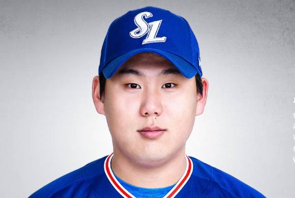 Kt Fa 김재윤 이적 보상 선수 투수 문용익 지명