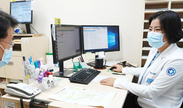 피부 가렵고 부푸는 만성 두드러기6주 넘으면 약물 치료해야
