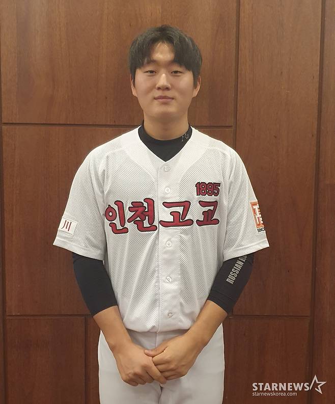 타율 0544 도개고 박지완 이영민 타격상 수상 두산 1r 김택연 우수투수상 Kbsa 시상식 현장