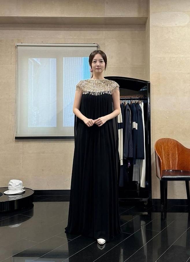 김소영 아나 먼저 엿본 연예대상 드레스 하늘하늘 청순 드레스룩 결국 선택은 패션엔