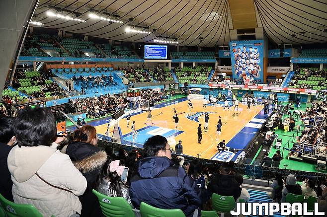 ‘매진 농구영신 시야 방해석 약 300석 현장 판매 예정
