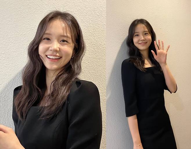 장예원 아나운서 해맑은 미소가 필살기 스퀘어 넥 원피스룩 스타와 패션