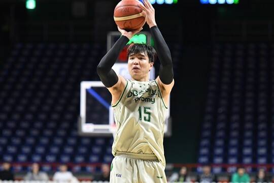 [BK 리뷰] ‘알바노 결승 3점’ DB, KCC 4연승 저지 … 2위 SK와 3.5게임 차