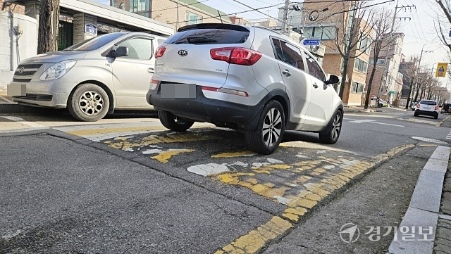 규정 어긴 ‘과속방지턱 되레 ‘사고유발턱 현장 그곳and